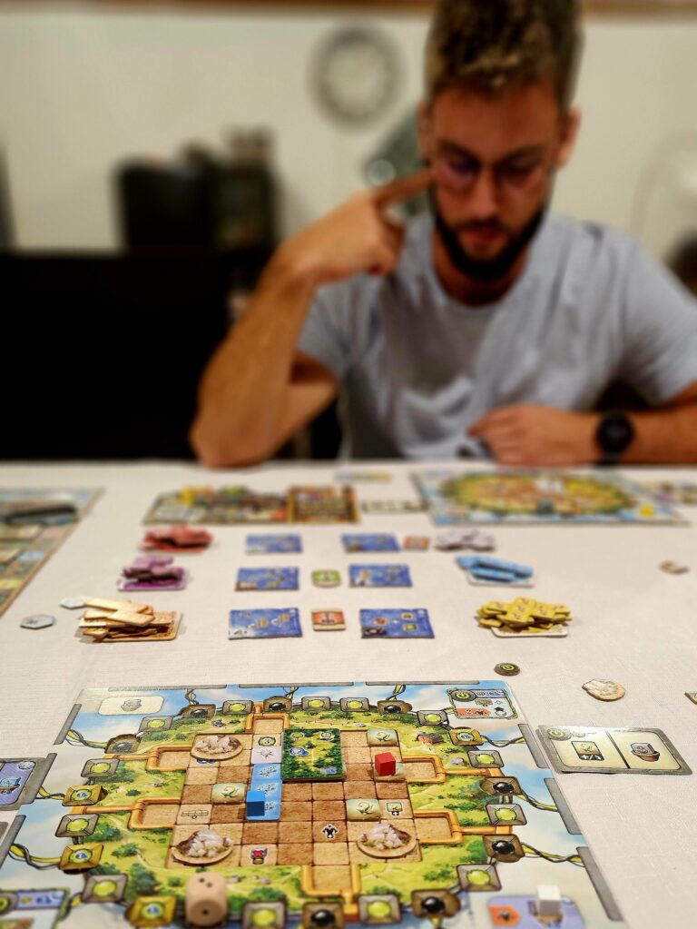 Critique et avis sur Planta Nubo : un jeu expert d'actions en cascade